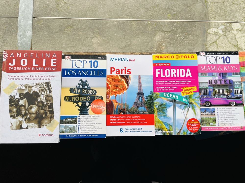 Diverse Reiseführer (Gebraucht) in Richigen für CHF 1 – mit Lieferung auf Ricardo kaufen