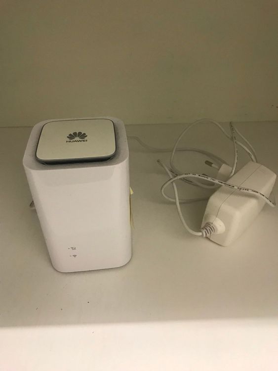 Huawei E5180, LTE Cube WLAN Router | Kaufen auf Ricardo