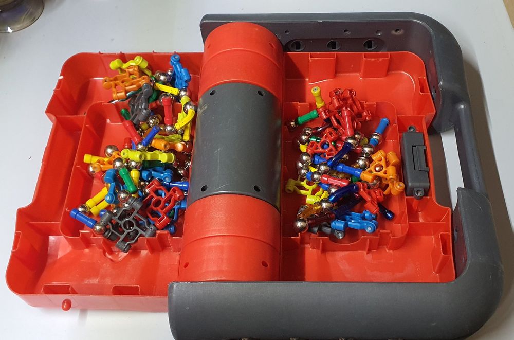 MAGNEX Magnetspiel im Koffer (Gebraucht) in Neerach für CHF 14 – mit ...