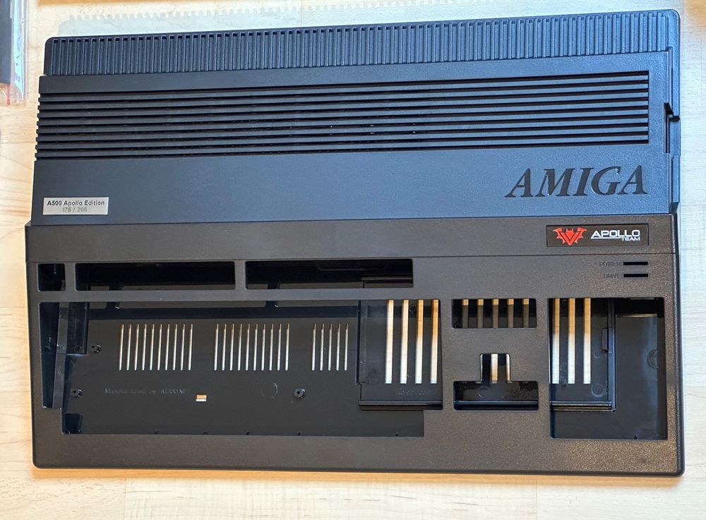 Commodore Amiga 500 Gehäuse Apollo Special Edition (Neu und ...