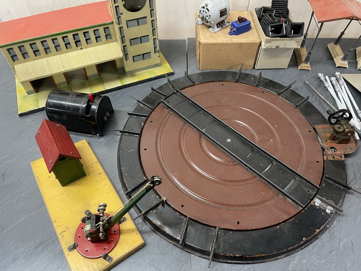 Spur 0/1 Märklin, Bing usw. Zubehör Lot (Defekt) in Pratteln für CHF 80 ...