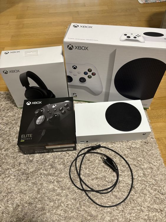 Xbox Series S inkl. Elite Controller + Headset | Kaufen auf Ricardo