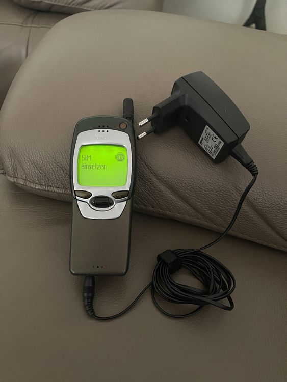 Nokia 7110 inklusive Lgerät (Gebraucht) in Regensdorf für CHF 79.9 – mit Lieferung auf Ricardo ...