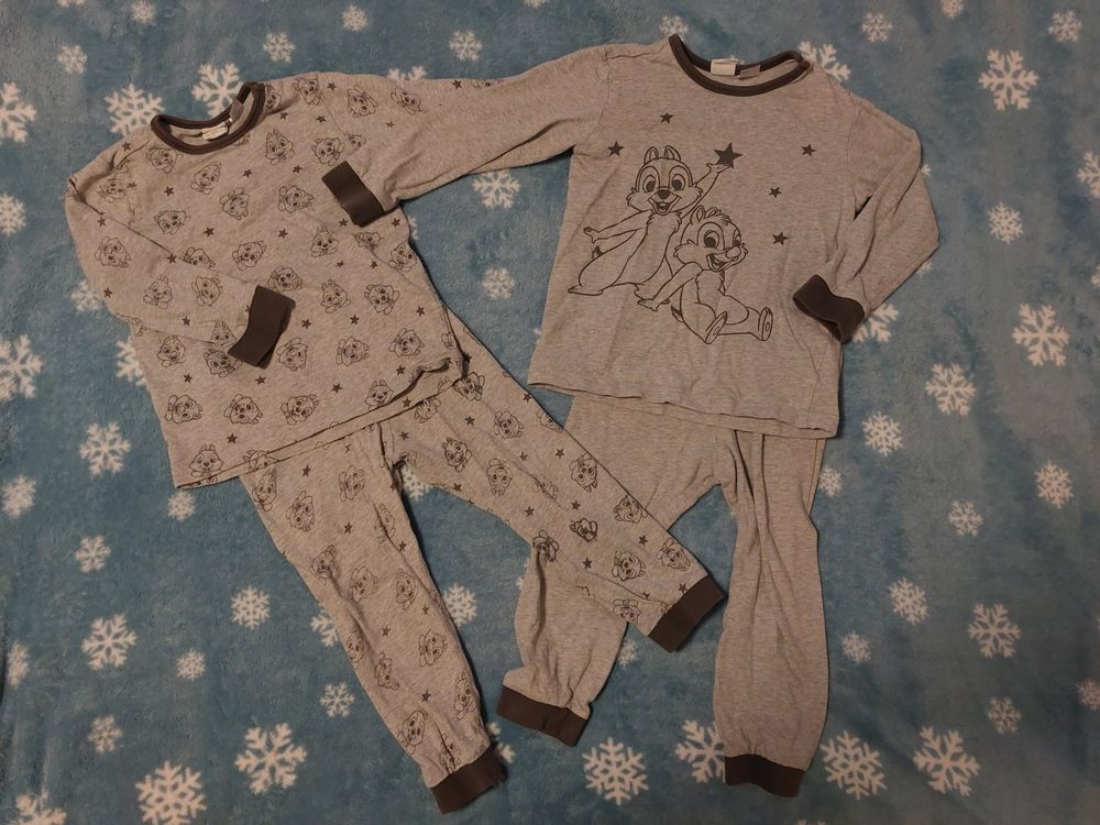 2 Disney Pyjamas Gr. 92 (Gebraucht) in Balterswil für CHF 6 – mit ...