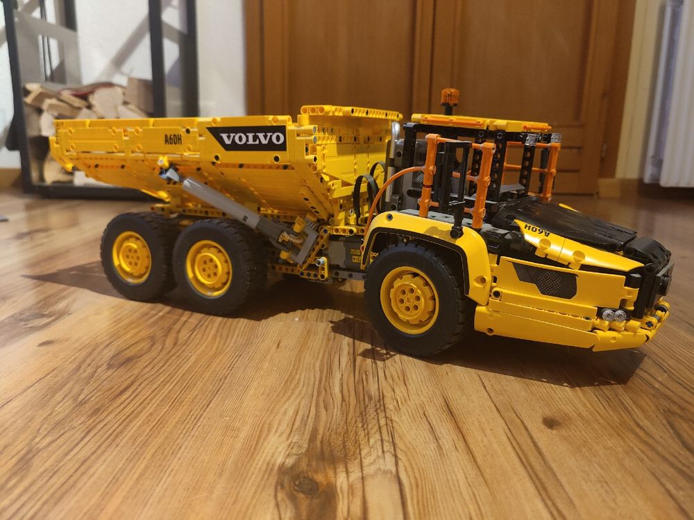 Lego Knickgelenkter Volvo-Dumper A60H 6x6 | Kaufen auf Ricardo