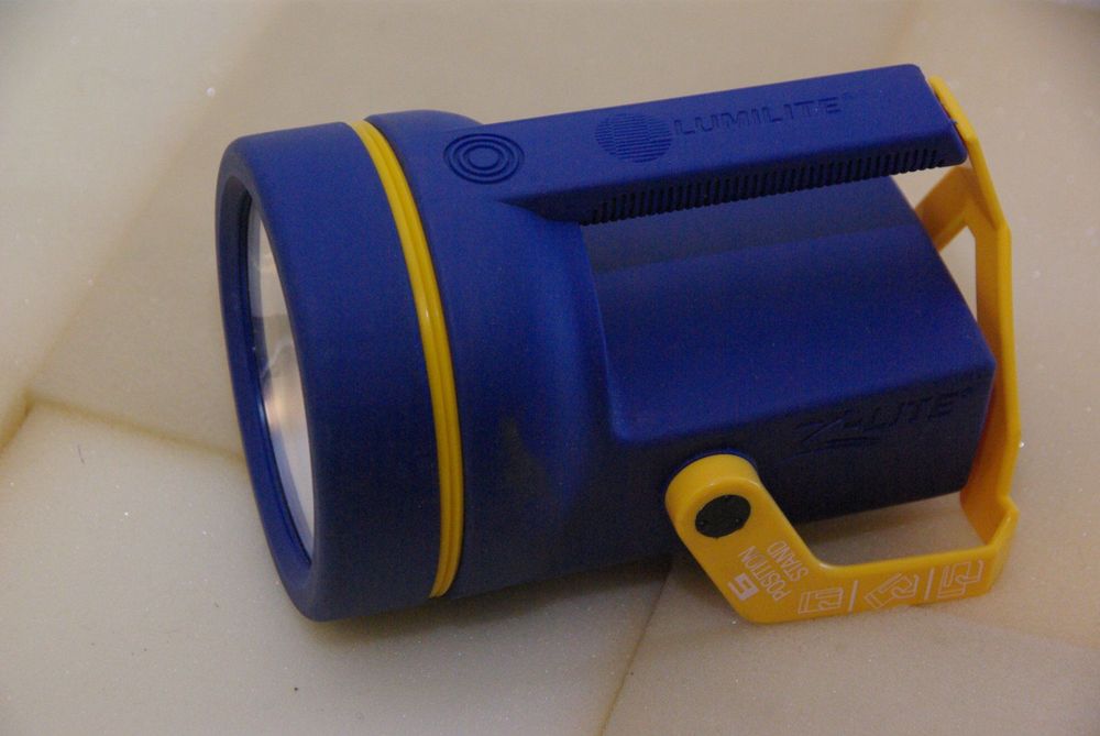 LUMILITE Handscheinwerfer Z-Lite, blau | Kaufen auf Ricardo