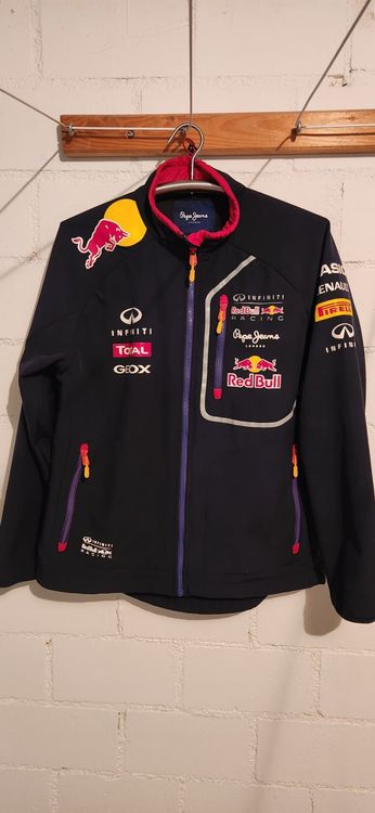 PEPE Jeans Red Bull Softshell Jacke (Gebraucht) in Lenzburg für CHF 40. ...
