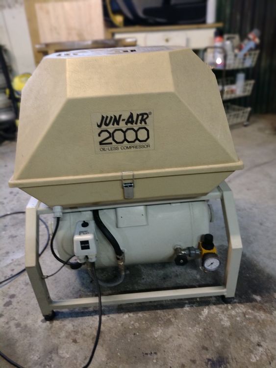 Jun-Air 2000 ölfreier Labor oder Dentalkompressor (Gebraucht) in ...