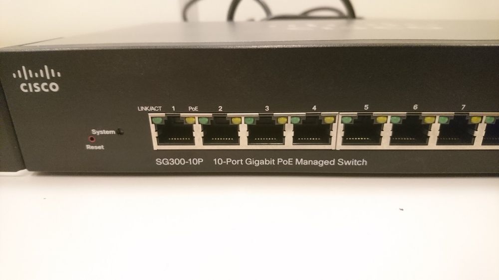 Cisco SG300 10 Port Gigabit PoE Switch | Kaufen auf Ricardo