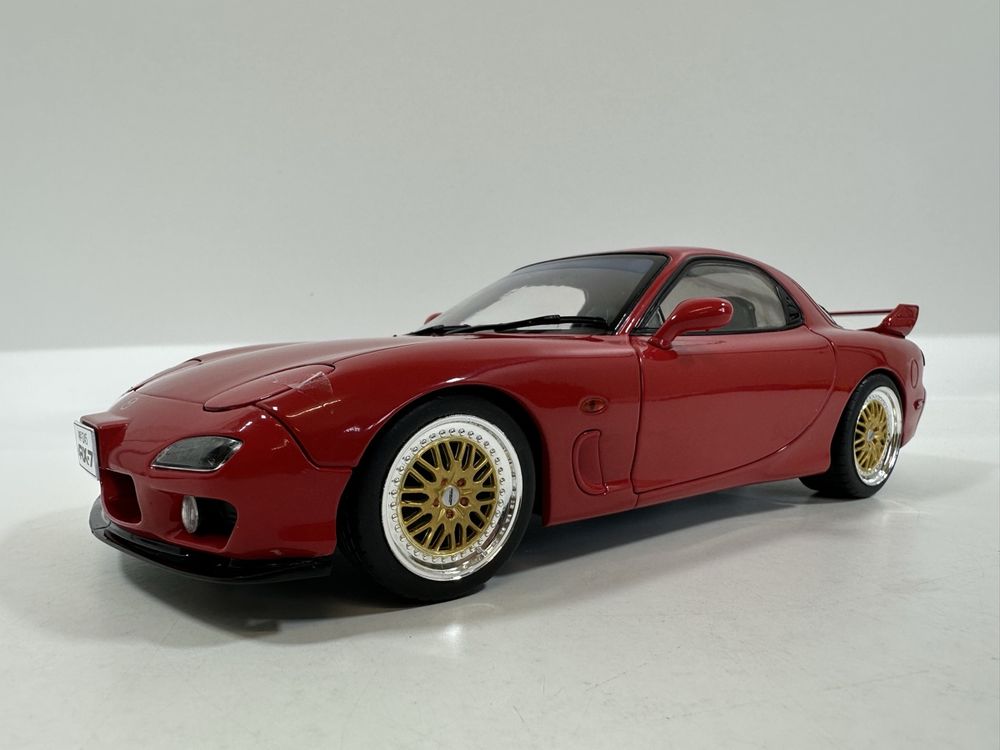 Mazda RX-7 Type RS (FD3S) 1:18, rot, Solido, inkl. OVP (Gebraucht) in Strengelbach für CHF 67 ...