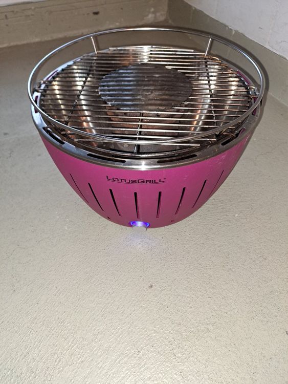 Lotus Grill Tischgrill Holzkohle rauchfrei (Gebraucht) in Staad SG für ...
