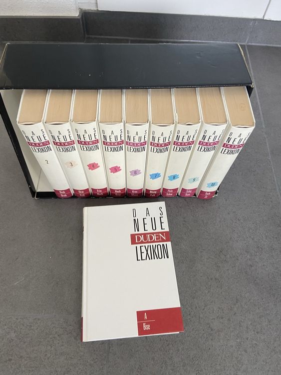 Duden Das Neue Lexikon 10 Bände komplett (Gebraucht) in Biel/Bienne für ...