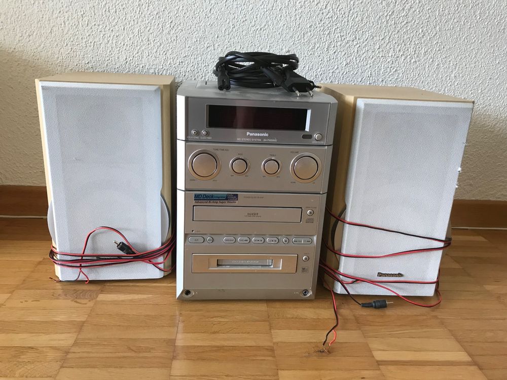 Stereoanlage Panasonic mit Kassettenfach, Mini-Disk, CD (Gebraucht) in Zürich für CHF 25 – mit ...