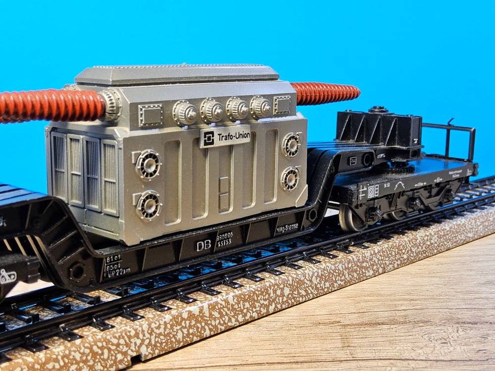 Märklin 4617 __ Tiefladewagen mit Trafo __ mit OVP _ Spur H0 (Gebraucht ...
