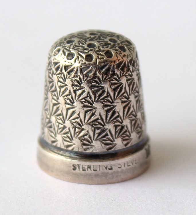 Antiker Fingerhut Sterling Silber 925 England (Gebraucht) in Zürich für ...