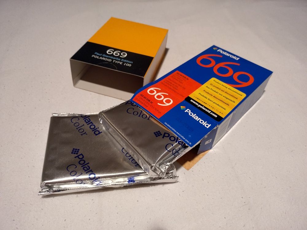 Polaroid Film 669: Ein Schatz aus der analogen Welt - II (Neu (gemäss ...