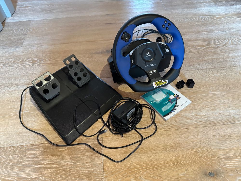 Volant Logitech Driving Force USB- PS2 | Kaufen auf Ricardo
