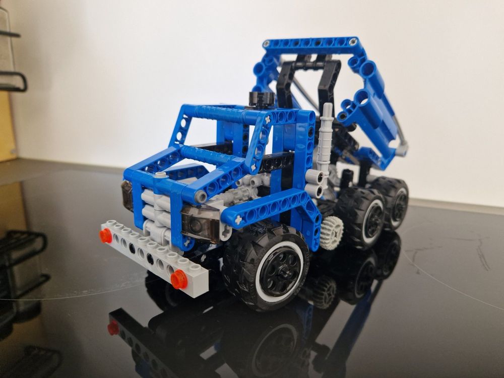 Lego 8415 Dump Truck + instructions de montage (Gebraucht) in Rueyres ...