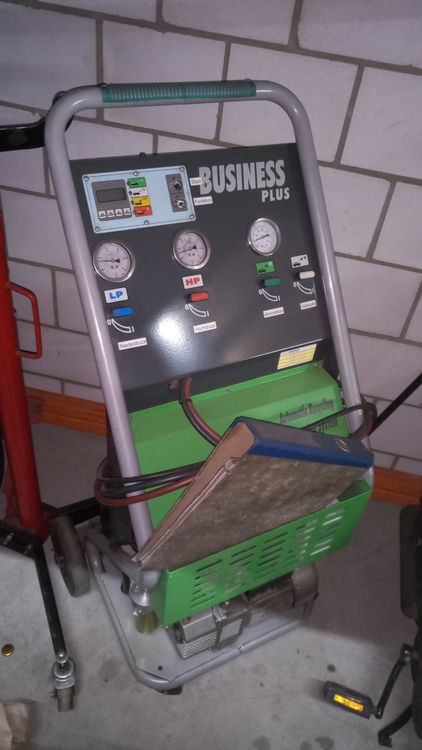 Klimaservicegerät R134a PKW/LKW/Traktor etc. (Gebraucht) in Burgdorf für CHF 280 – nur Abholung ...