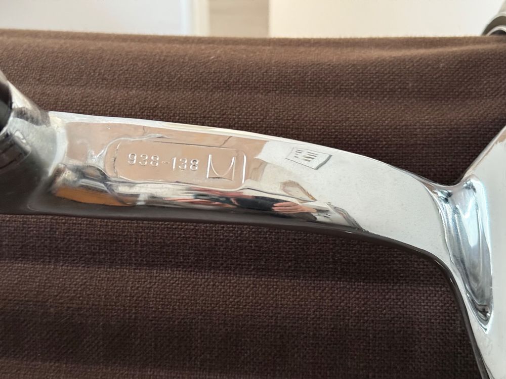 Der Eames Chair. Das Original von vitra. Braun Textil. (Gebraucht) in ...