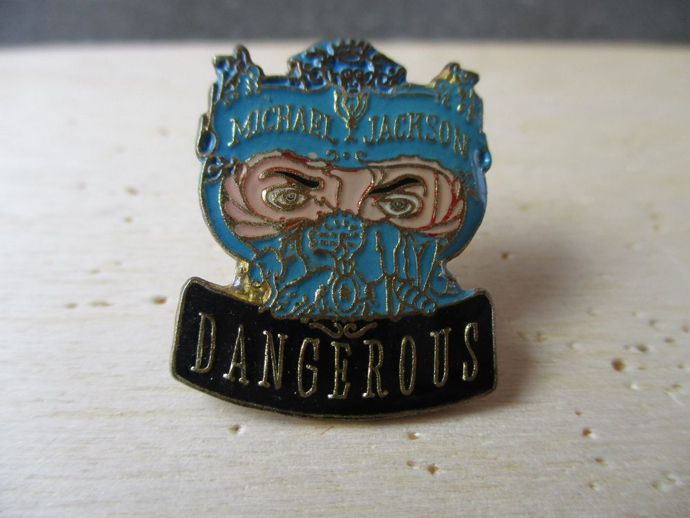 Michael Jackson Dangerous Pin (Neu (gemäss Beschreibung)) in Felsberg ...