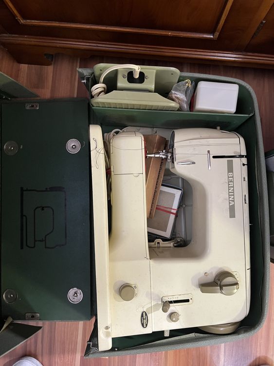 Vintage Bernina 731 Nähmaschine mit Koffer- Ideal für Sammle (Gebraucht ...