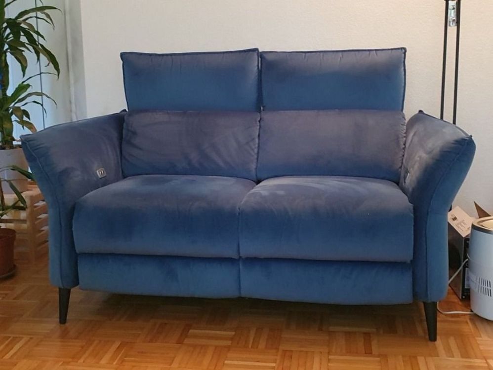 2er Sofa mit elektrischer Relaxfunktion | Kaufen auf Ricardo