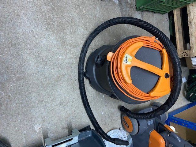 Taski Staubsauger Vento 15 (Gebraucht) in Grüningen für CHF 89 – nur ...