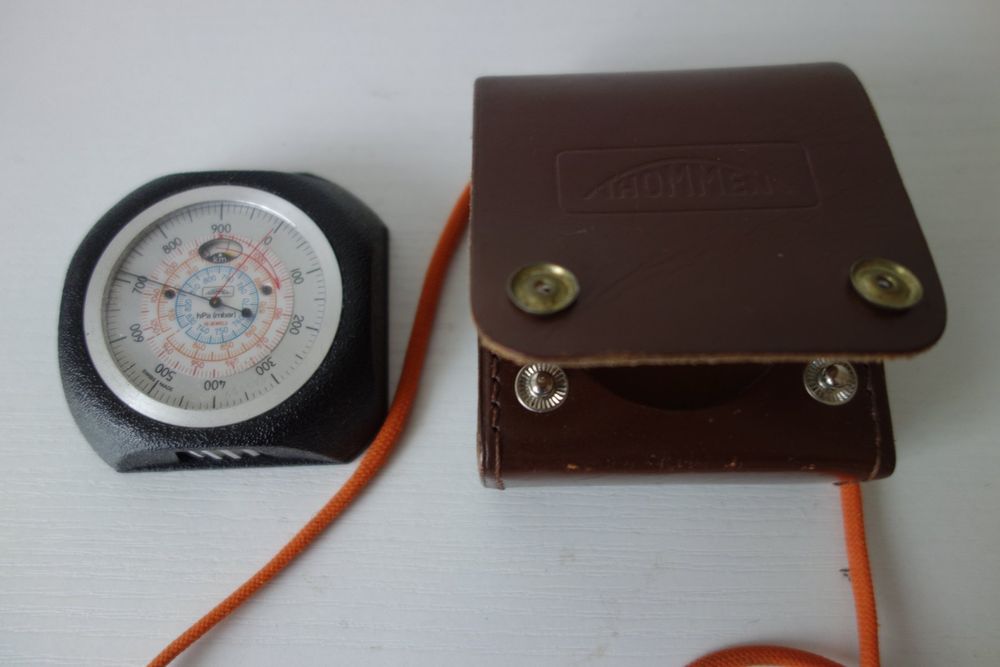 Thommen Höhenmeter 5000 m mit Etui | Kaufen auf Ricardo