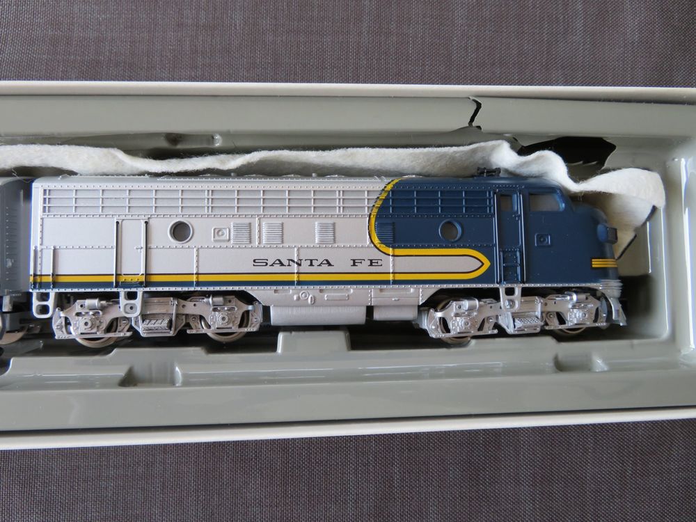 Märklin H0-3362 3tlg. EMD F7 Santa Fe Bluebonnet Lackierung (Gebraucht ...