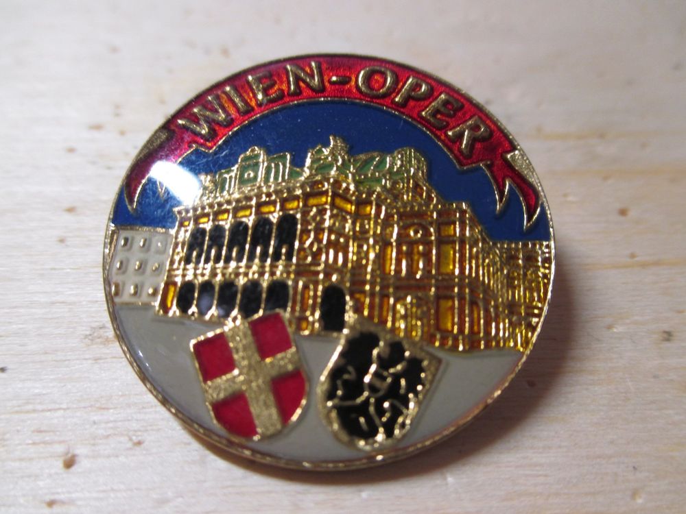 Oper Wien Pin (Neu (gemäss Beschreibung)) in Felsberg für CHF 0.5 – mit ...