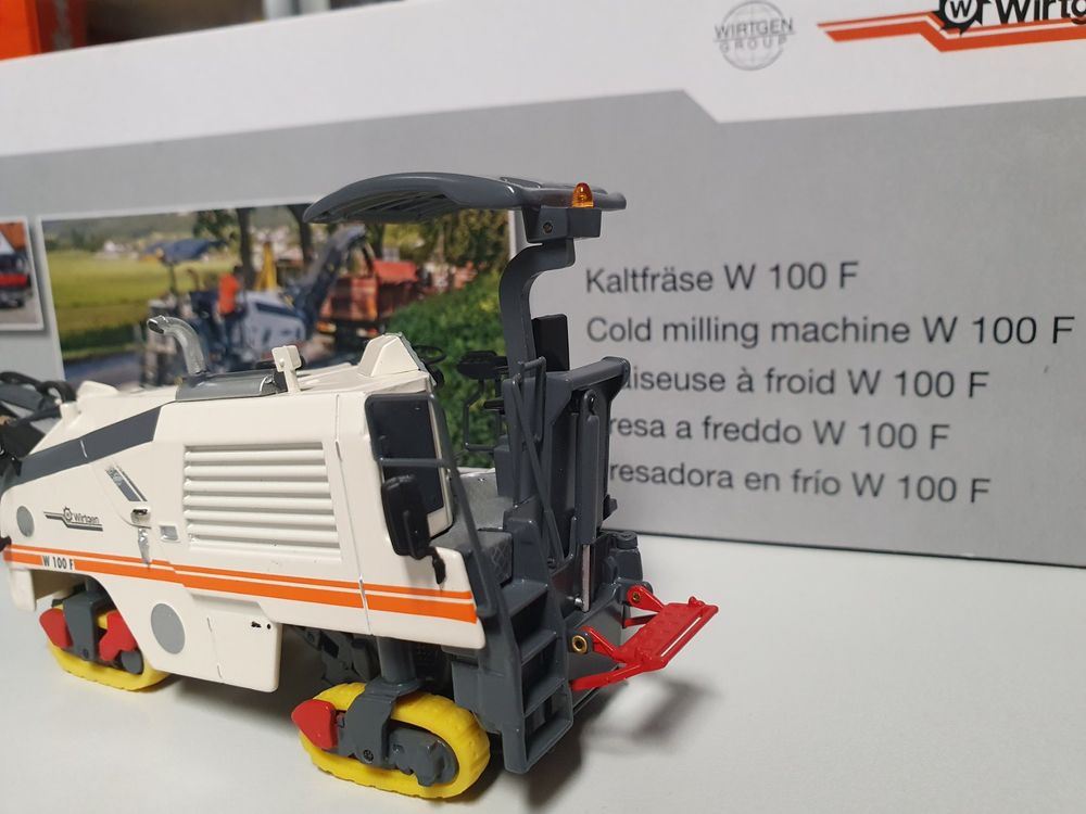 Sammlermodell Wirtgen Kaltfräse W 100F (Neu (gemäss Beschreibung)) in ...