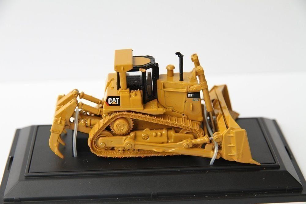 Cat D 9 T, Dozer, Märklin, 1:87, Plexiglasvitrine,Metall,neu (Neu und originalverpackt) in ...