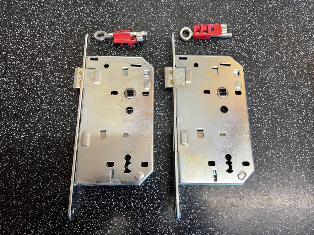 Neu! Türschloss / Einsteckschloss / Glutz / 2 Stk. (Neu (gemäss Beschreibung)) in Hütten für CHF ...