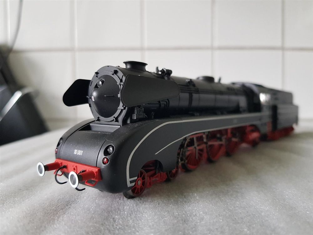 Stromlinien-Dampflok DB, BR 10, Digital (Neu und originalverpackt) in ...