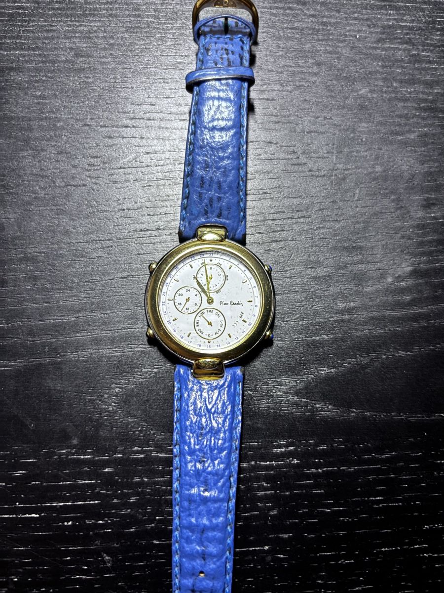 Montre Pierre Cardin Vintage, bracelet cuir bleu 🕰️ (D'occasion) à ...