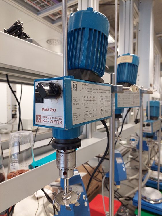 IKA RW20 DZM Rührwerk Overhead Digital, 60 - 2000rpm | Kaufen auf Ricardo