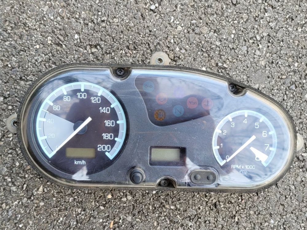 BMW F650GS Instrumenteneinheit (Gebraucht) in Basel für CHF 280 – mit ...