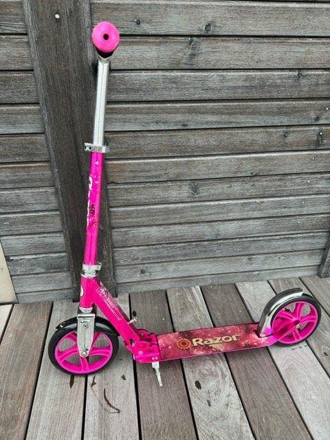 Micro Scooter Razor A5 DeLux Trottinet, Top Zustand! | Kaufen auf Ricardo