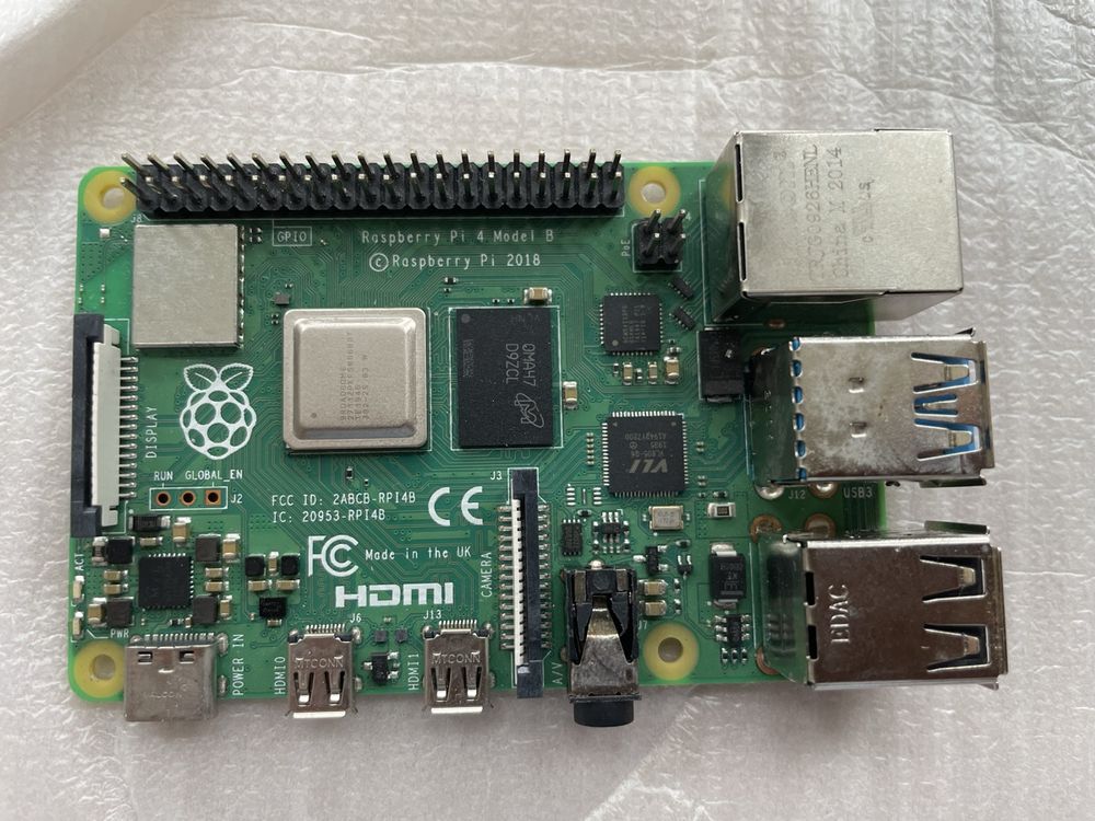 Raspberry Pi 4 mit 8 GB RAM, viel Zubehör | Kaufen auf Ricardo