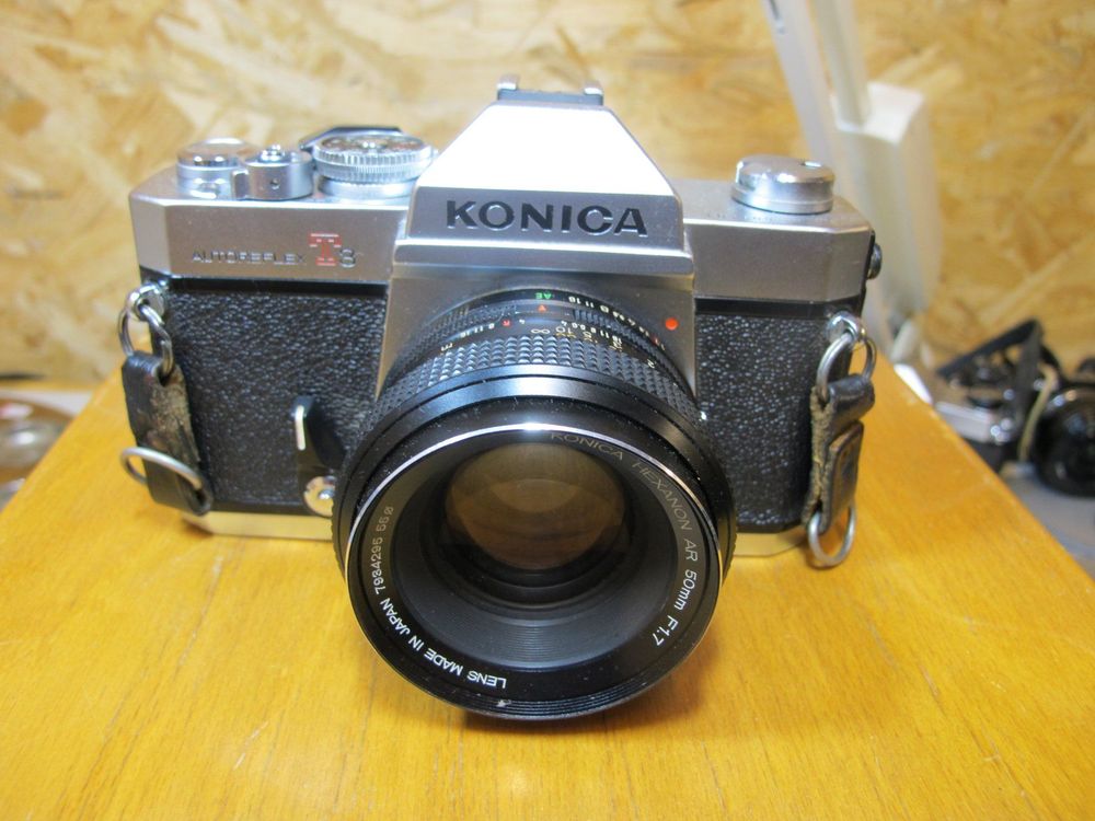 Konica Analog Spiegelrefl. Kamera TS mit 50mm / 1.7 Objektiv (Defekt) in Dettighofen für CHF 37 ...