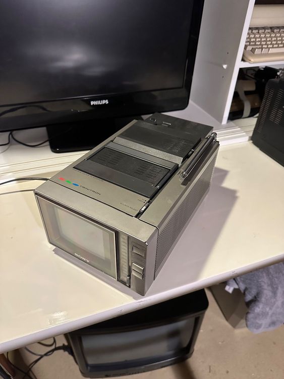 Mini TV - Sony Trinitron | Kaufen auf Ricardo