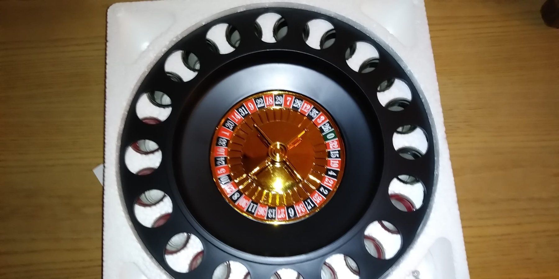 Roulette à boire 2-8 joueurs - original et amusant! (Neuf avec ...