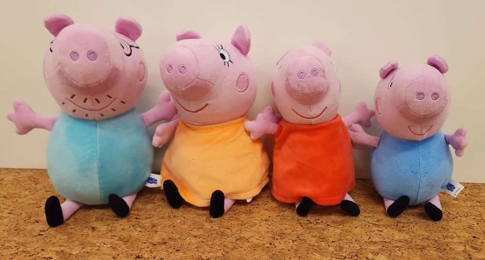 Peppa Wutz Set (Neu (gemäss Beschreibung)) in Wollerau für CHF 25 – mit ...