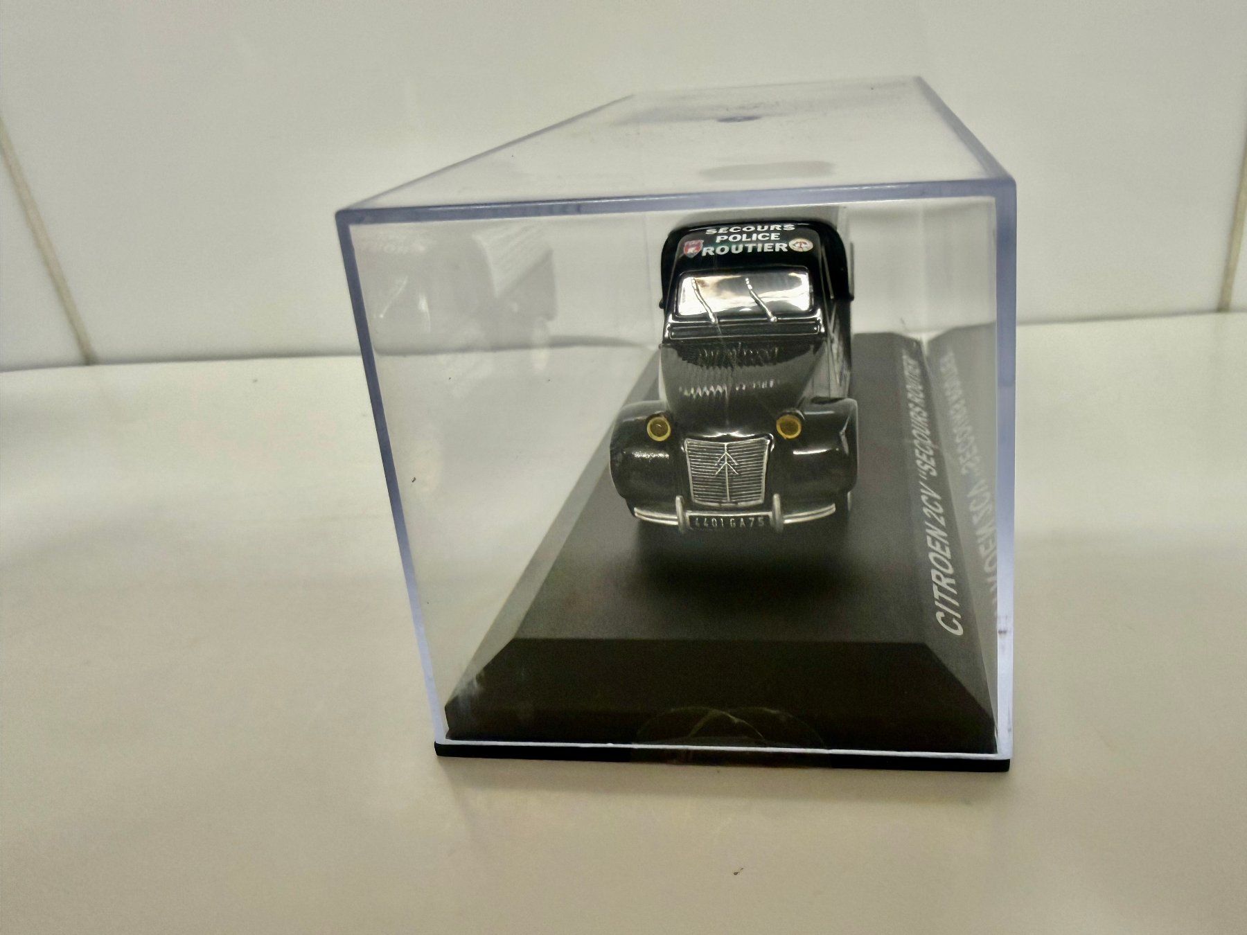 Citroen 2CV Fourgon Secours Routier 1-43 OVP 513 (Neu (gemäss ...