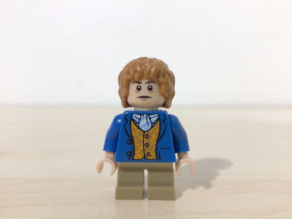 Lego Hobbit Bilbo Baggins - Blue Coat - lor057 (Gebraucht) in Hergiswil ...