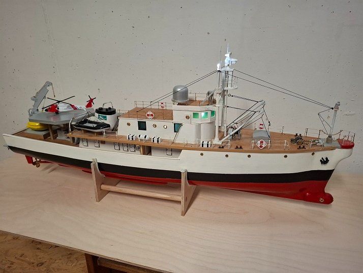 Modellschiff Holzbauweise Massstab 1:50 (Neu (gemäss Beschreibung)) in ...
