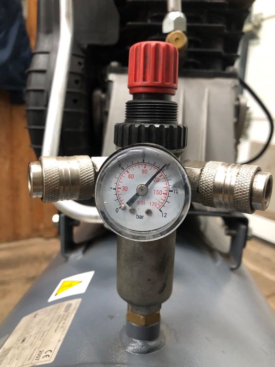 Compresseur 100 litres 10 bars Kompressor 100 Liter 10 bar | Kaufen auf ...