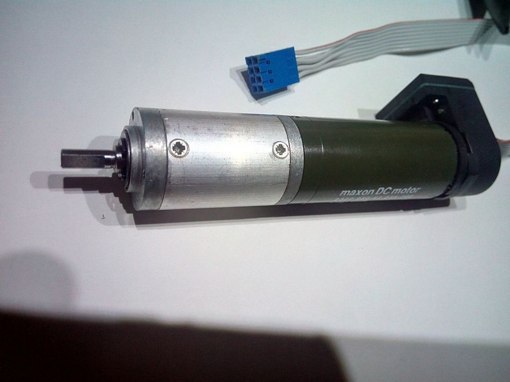 MAXON Getriebemotor mit Encoder 12V, Planetengetr. 14:1 (Gebraucht) in ...