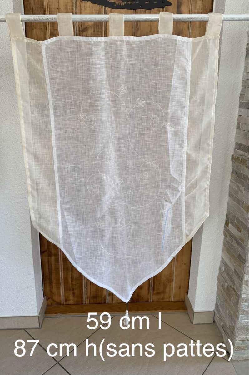 Barre à rideaux extensible blanche + rideau voilage (D'occasion) à ...